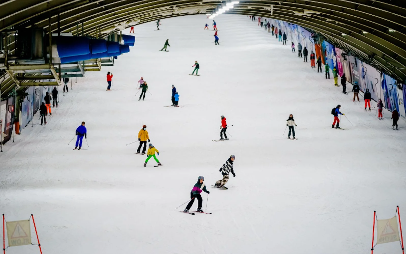Will the next big trend be skiing indoors? - Alpine-X